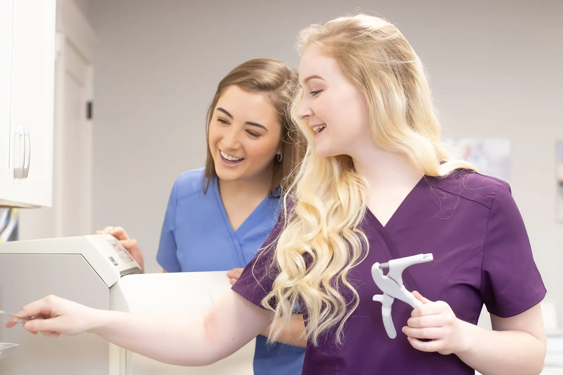 5 Reasons We Love Dental Assisting